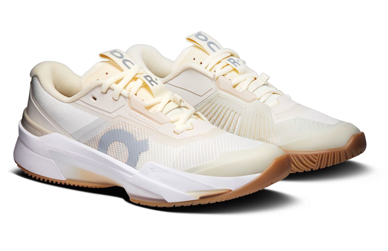 Women’s shoes On The Roger Pro Fire - ivory/sand